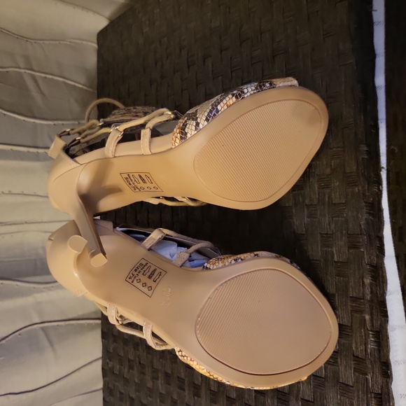 Shoe Republic LA | Shoes | Womans High Heel Snake Skin Look | Poshmark